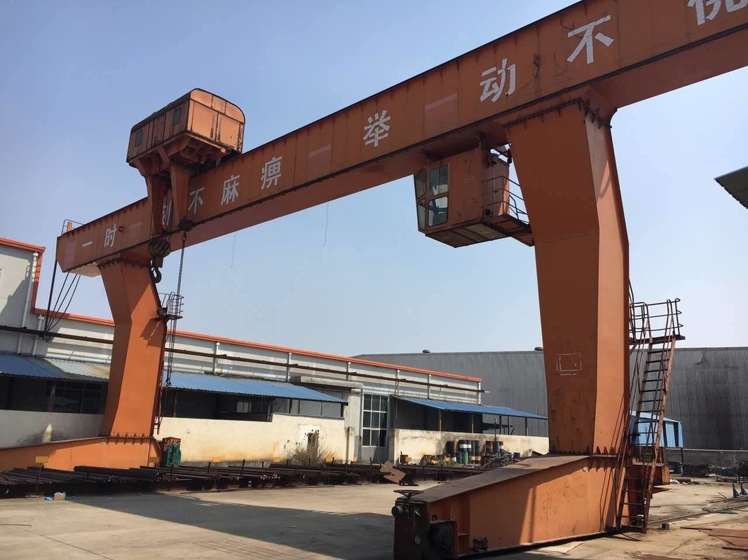 Cab Operation L Type Single Beam Gantry Crane 18-35m Span 20T