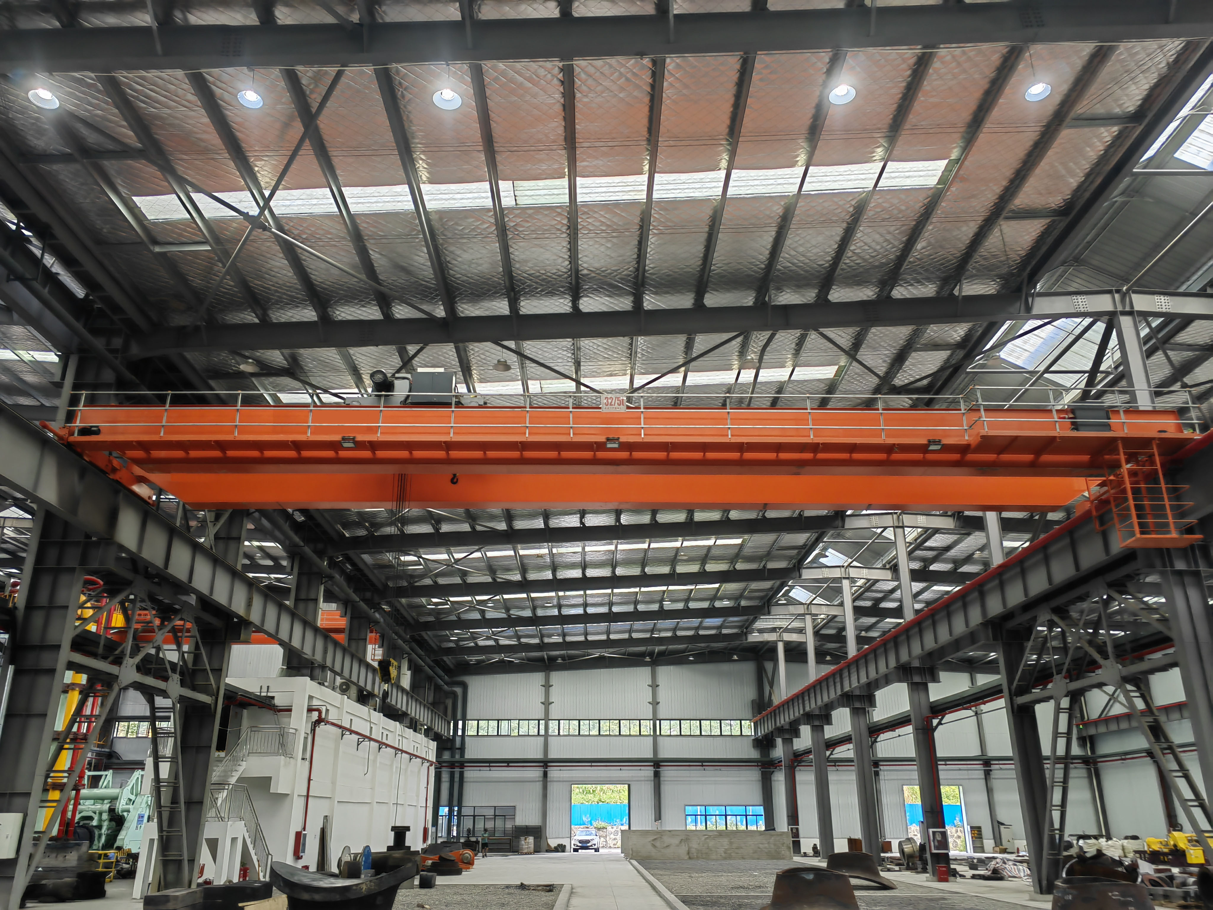 Electric double beam bridge crane 3-500t, working level M5-M7